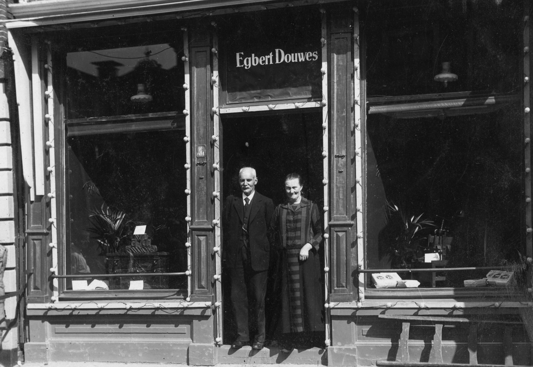 Geschiedenis van Douwe Egberts - My happy kitchen & lifestyle